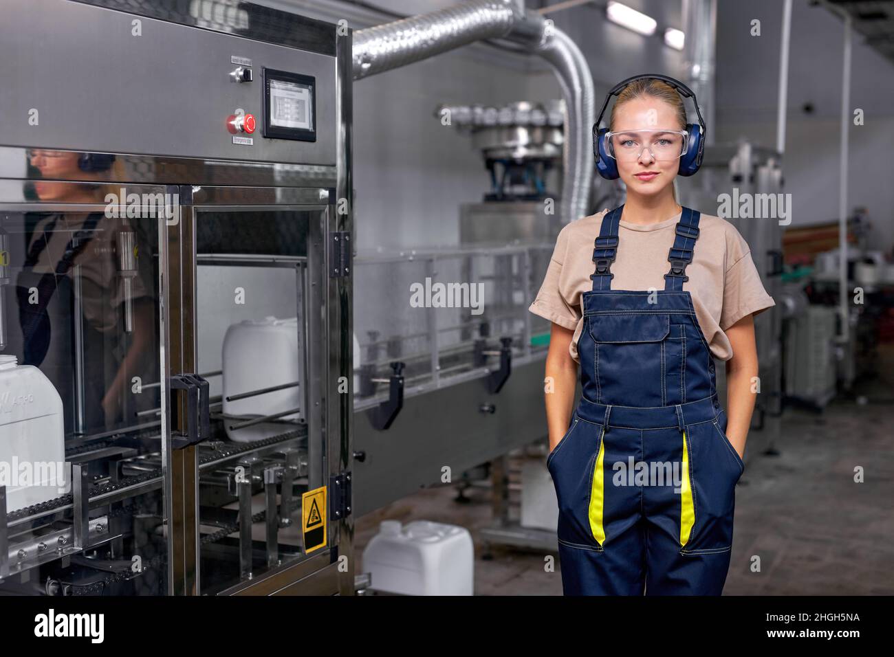 Medical equipment and supplies manufacturing hi-res stock photography ...