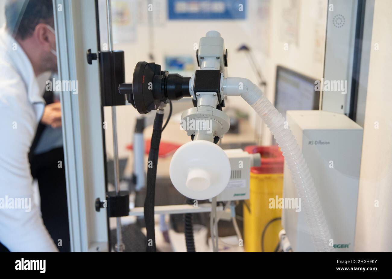 Bodyplethysmograph hi-res stock photography and images - Alamy