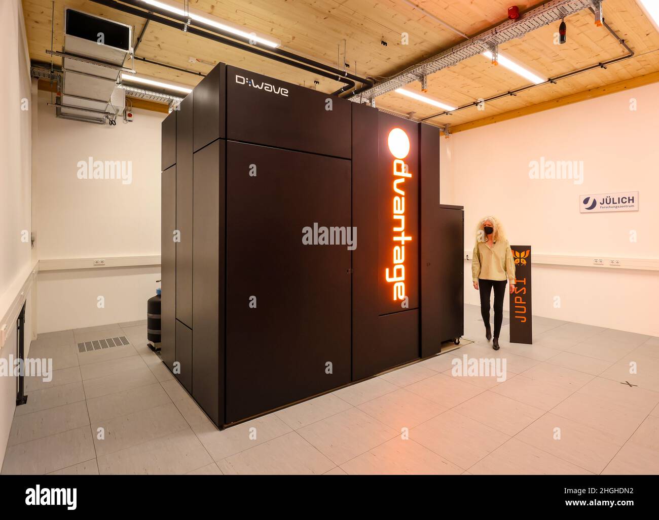 Quantum computer High Resolution Stock Photography and Images - Alamy