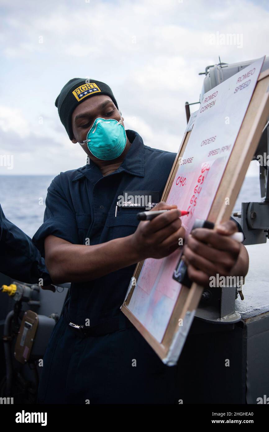 194 wing hi-res stock photography and images - Alamy