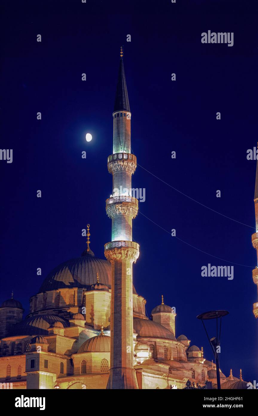 Blue Mosque of Istanbul by night with moon Stock Photo - Alamy