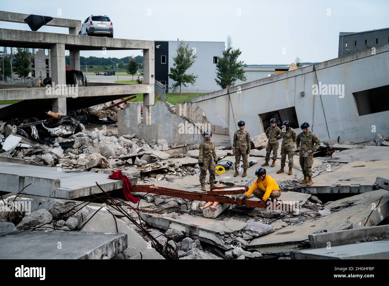 Airmen from the 139th Medical Group complete urban search and rescue ...