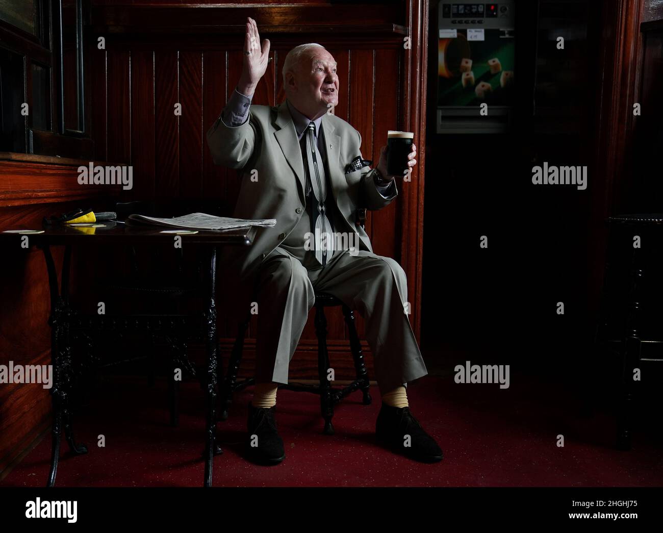 Peter Roche, a regular for 55 years at Mulligans pub in Dublin's city ...