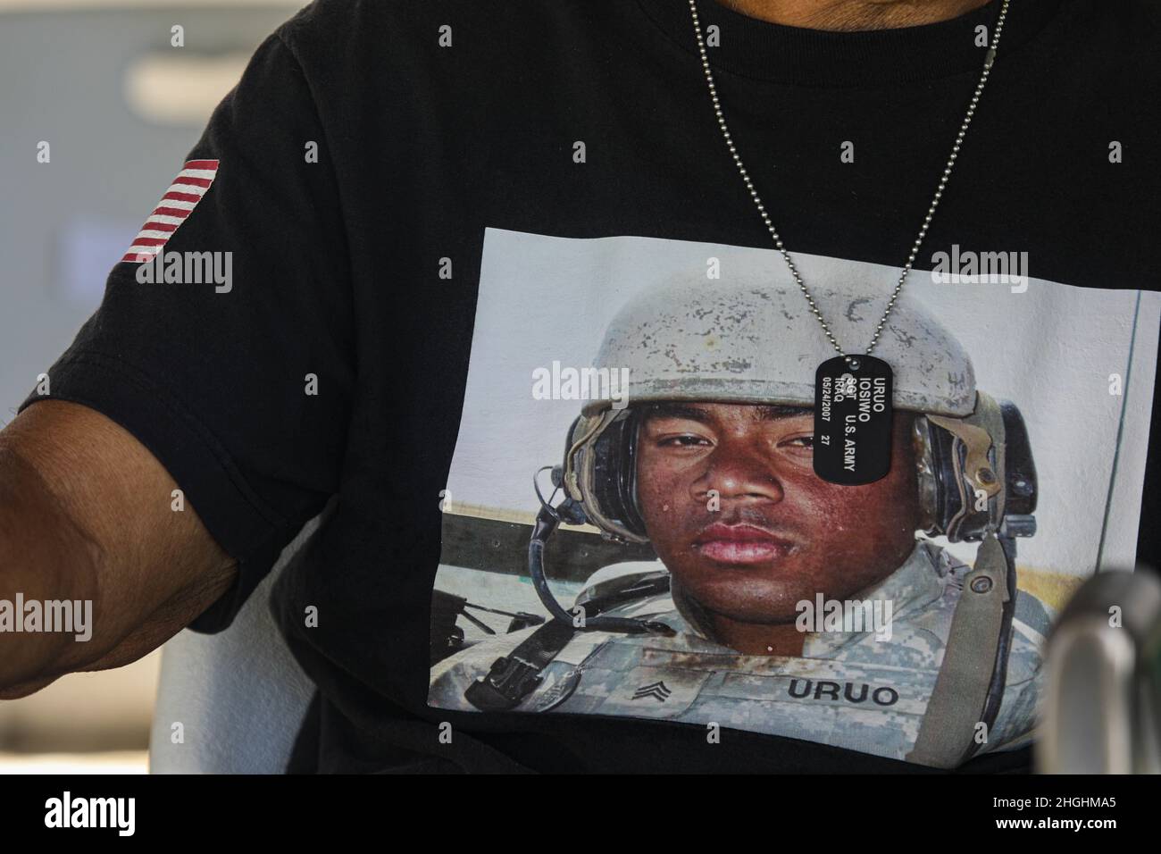 Isaoshy Uruo, father of U.S. Army Sgt. Iosiwo Uruo, pays tribute to his ...