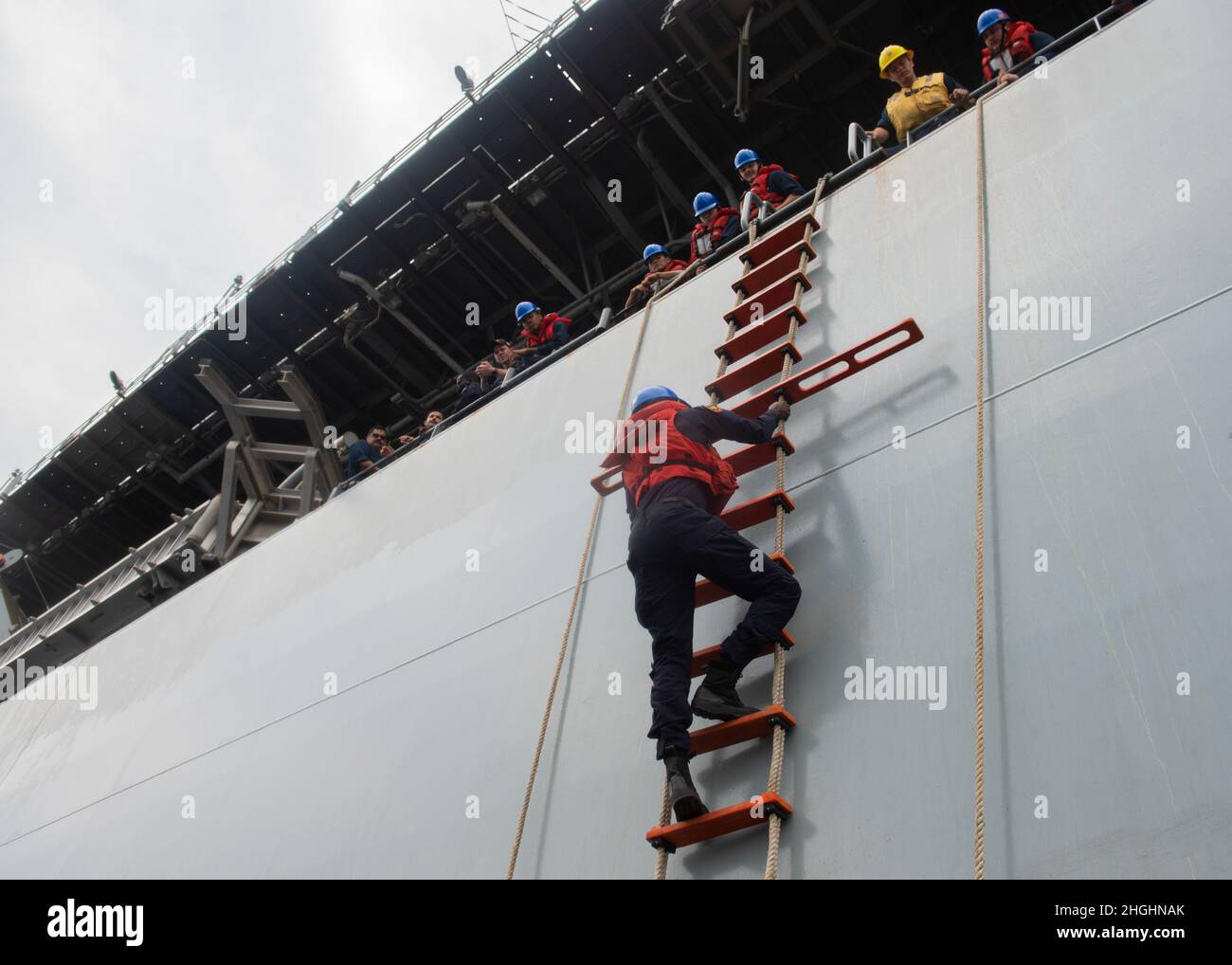 Pilot ladder hi-res stock photography and images - Alamy