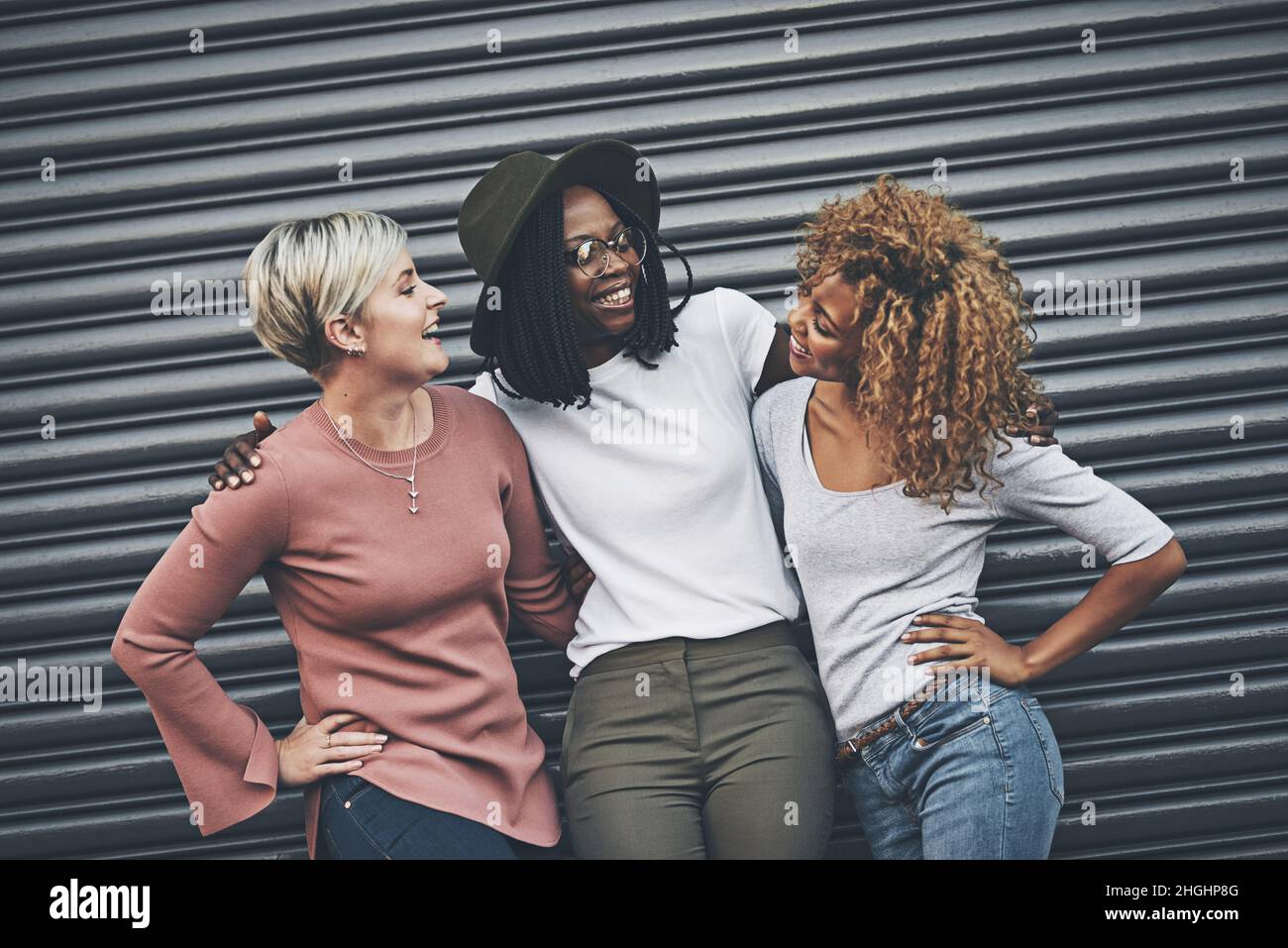 Diverse group of female friends hi-res stock photography and images - Alamy