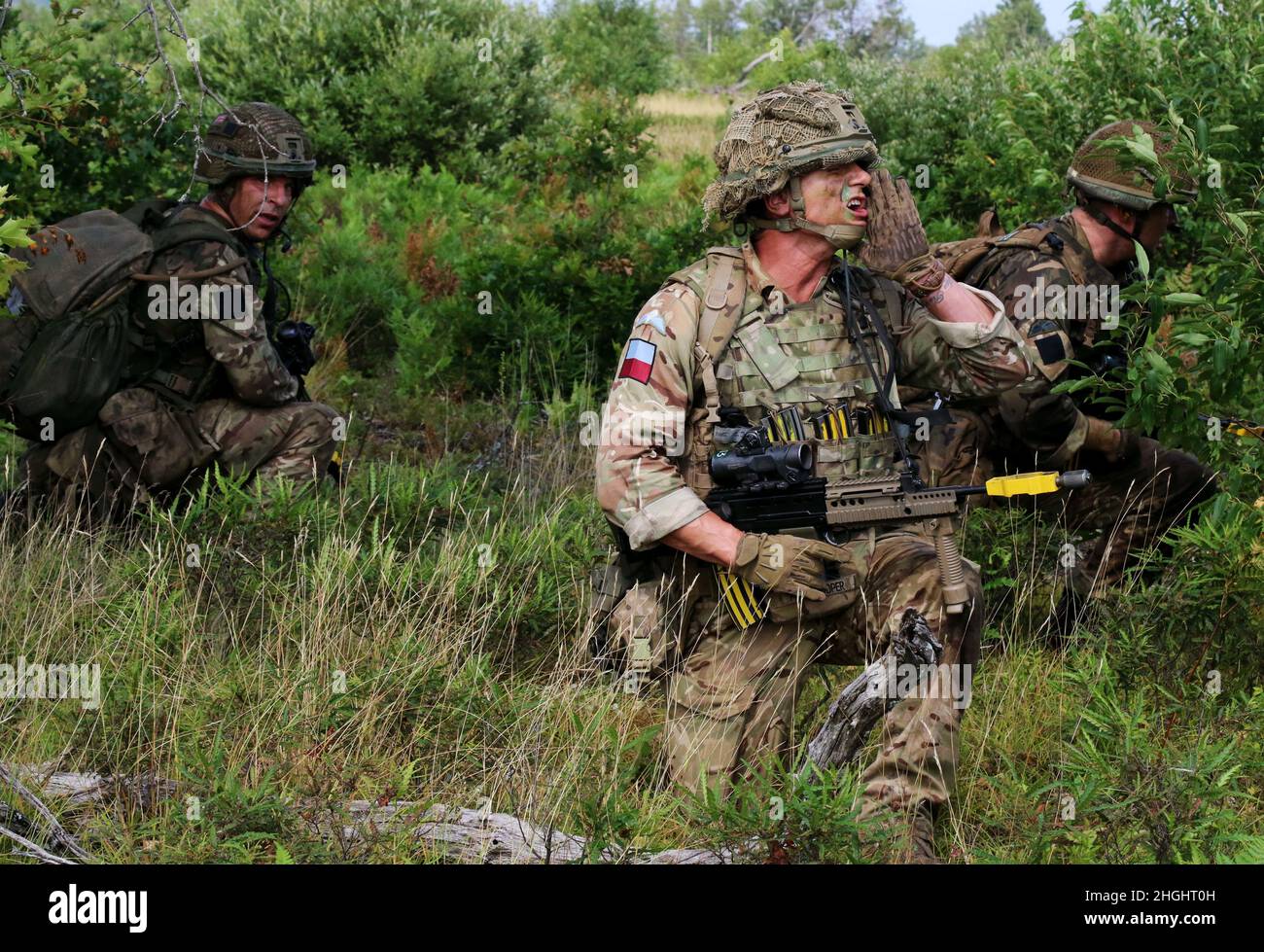 British soldiers with the 4th Battalion, Parachute Regiment (4 PARA ...