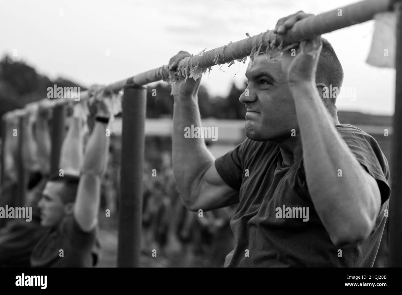 U.S. Marine Corps officer candidates conduct final Physical Fitness ...