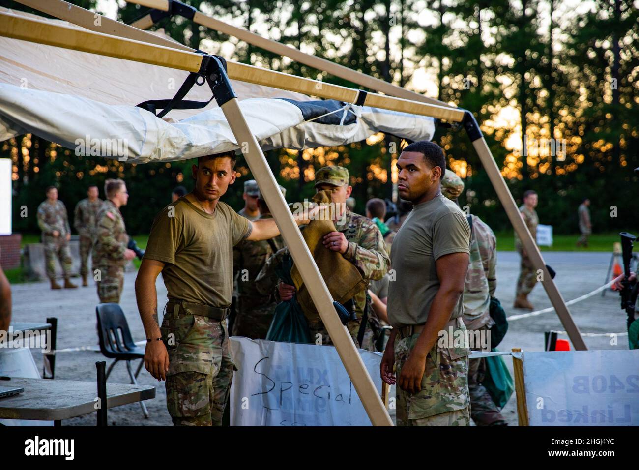 Paratroopers assigned to the 82nd Airborne Division mobilize on Joint ...