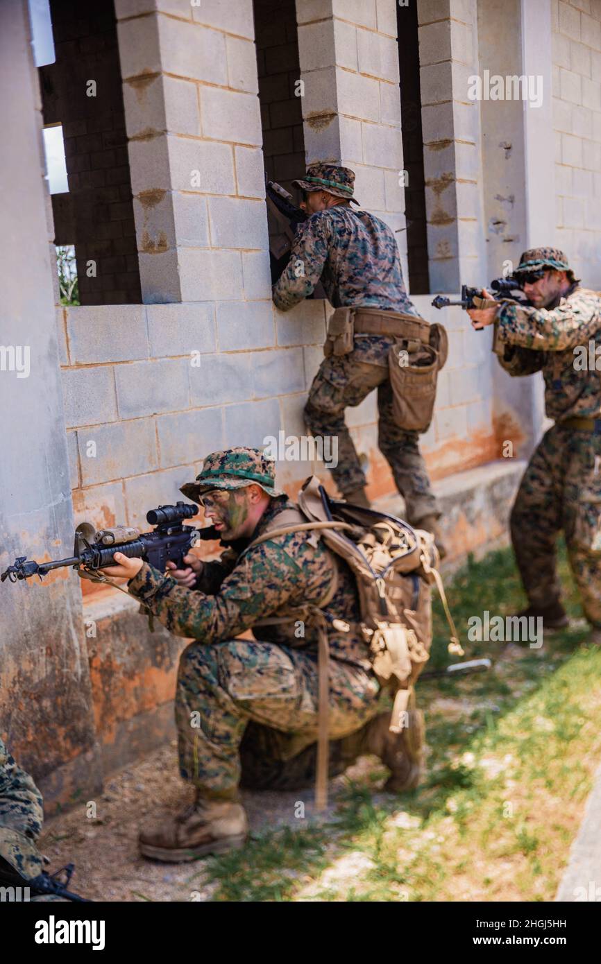 U.S. Marines with 3rd Intelligence Battalion, III MEF Information Group ...