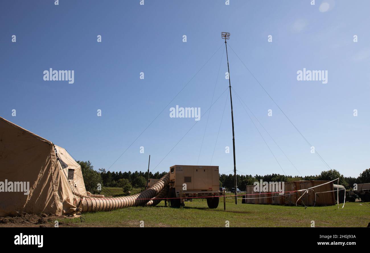 Five line towers hi-res stock photography and images - Alamy