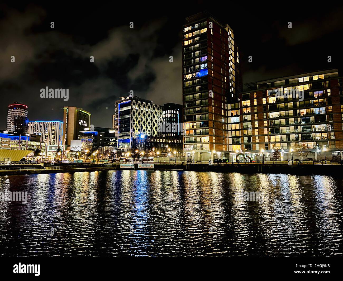 Manchester skyline night hi-res stock photography and images - Alamy