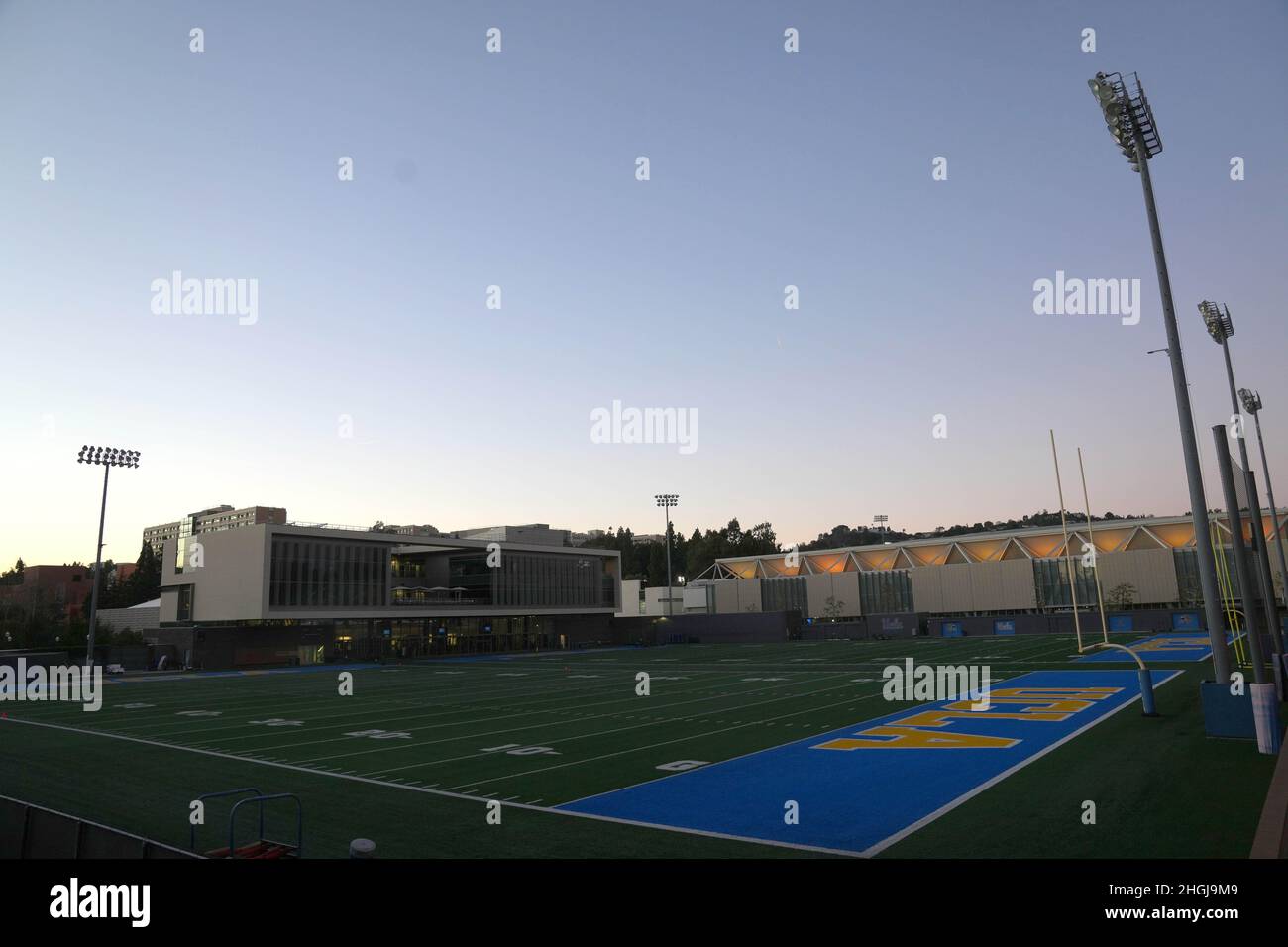 The wasserman football center on ucla campus hi-res stock photography ...