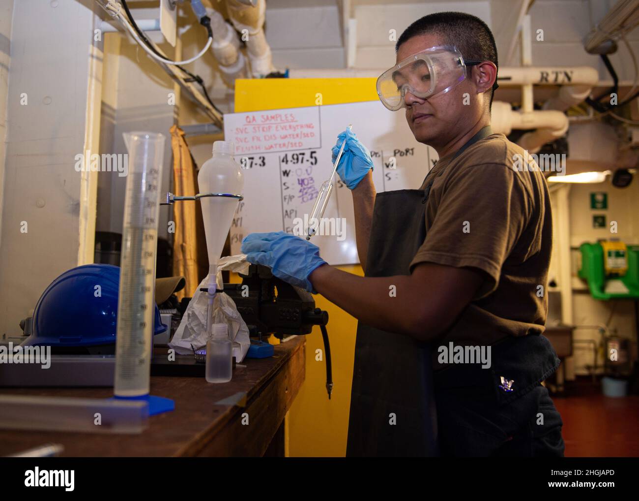 Specific gravity hi-res stock photography and images - Alamy