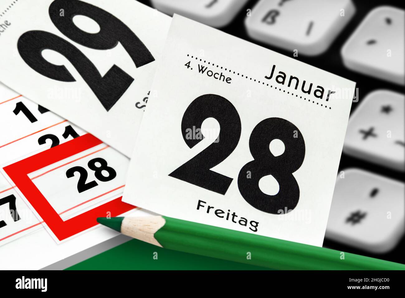 German calendar 2022 Friday January 28 and 29 Week 4 with PC keyboard ...