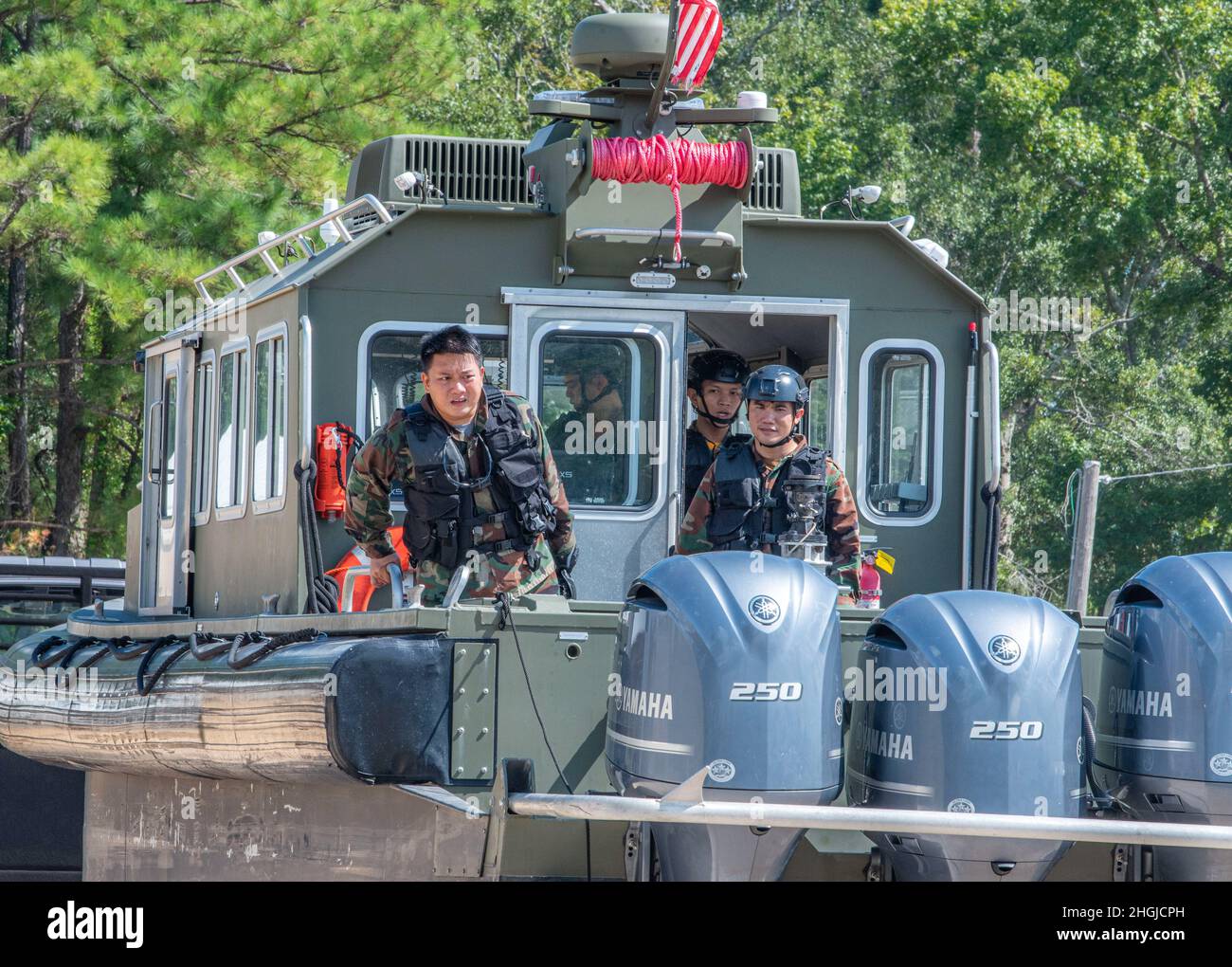 STENNIS SPACE CENTER, Miss. -- NAVSCIATTS instructors and international ...