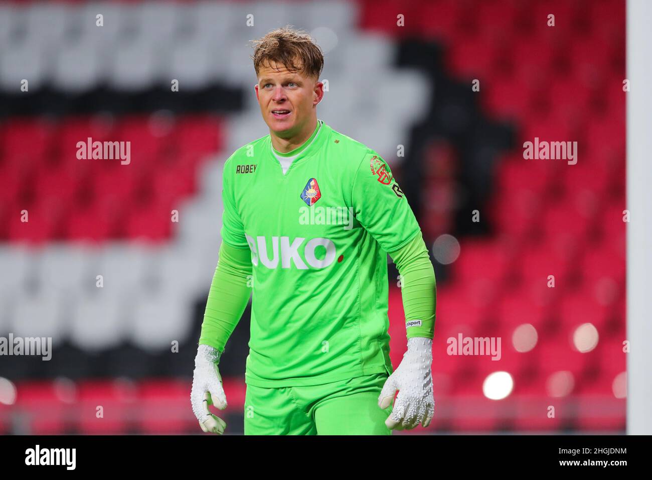 EINDHOVEN, NETHERLANDS - JANUARY 20: goalkeeper Ronald Koeman Jr of SC ...
