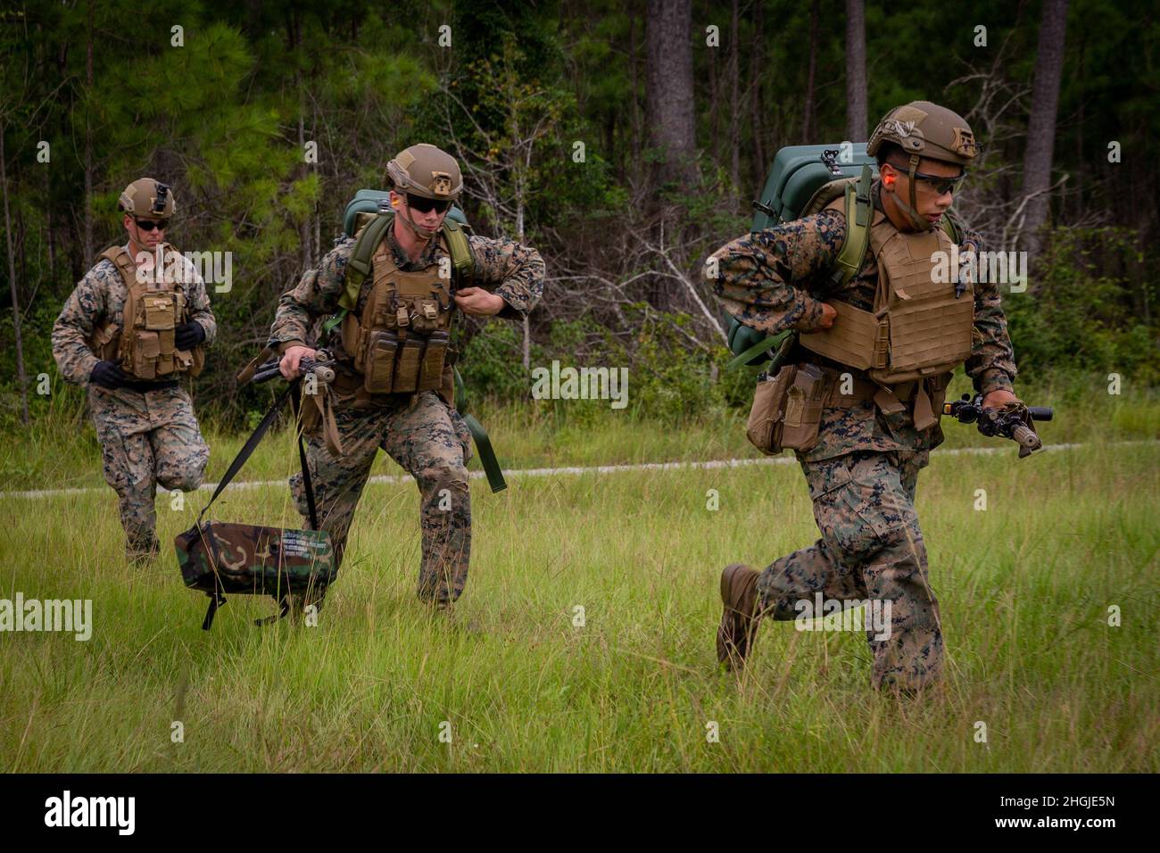 Explosive breaching charge hi-res stock photography and images - Alamy