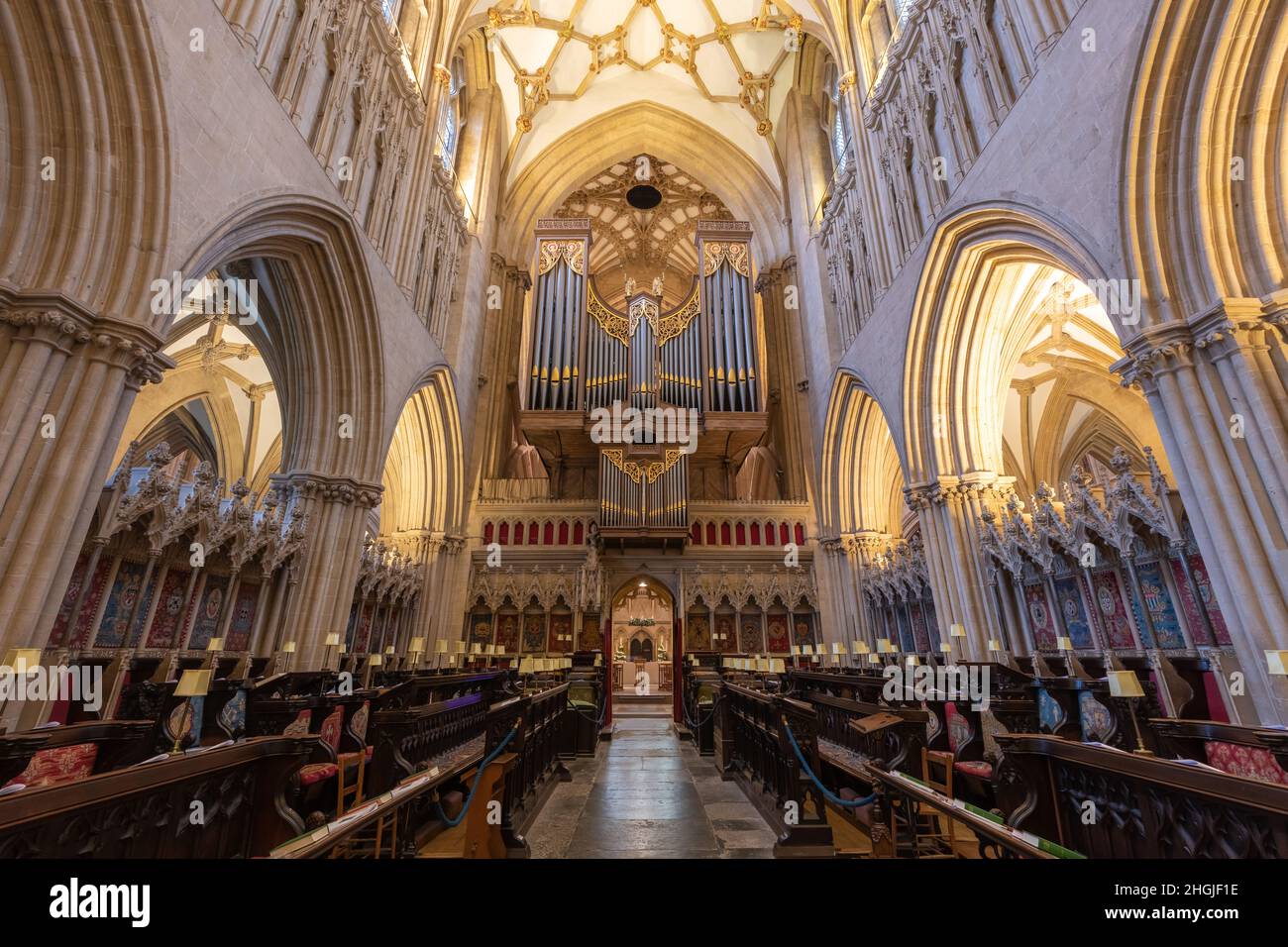 Wells.Somerset.United Kingdom.December 30th 2021.View of the quire ...