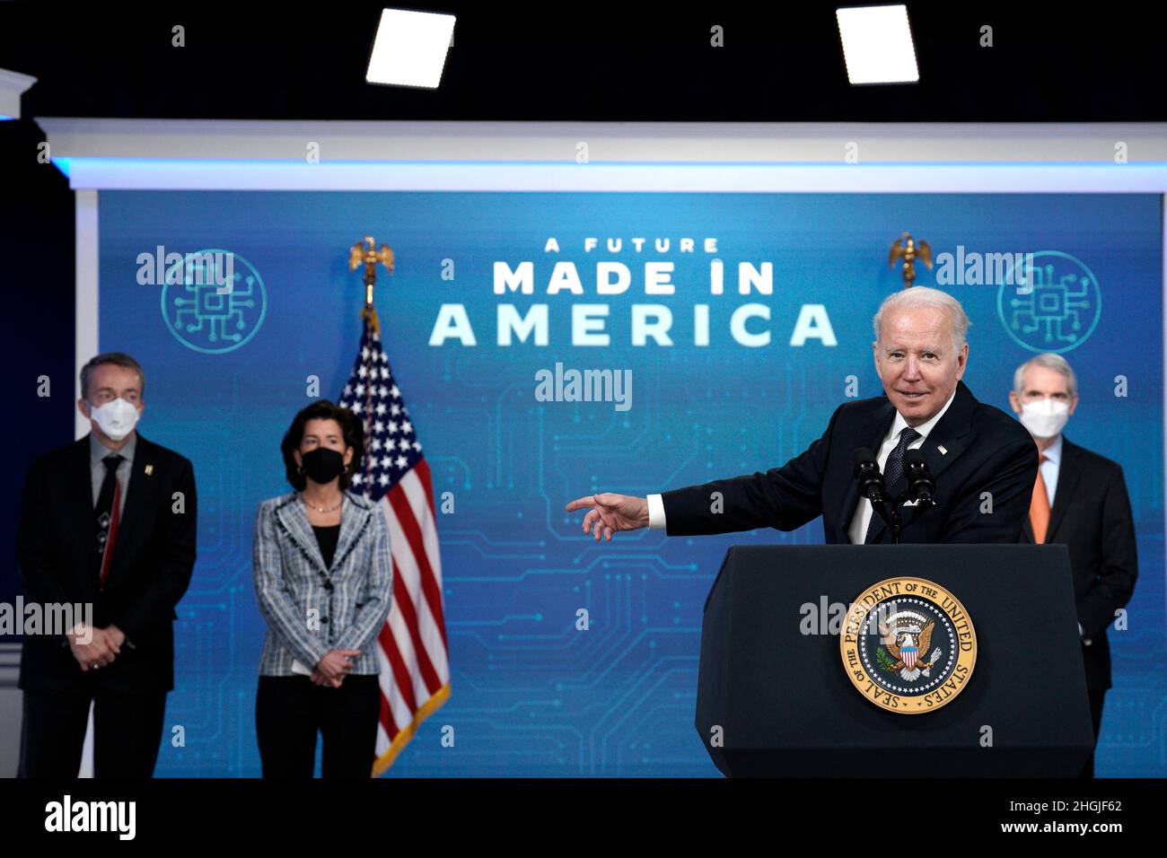 Pat gelsinger intel hi-res stock photography and images - Alamy