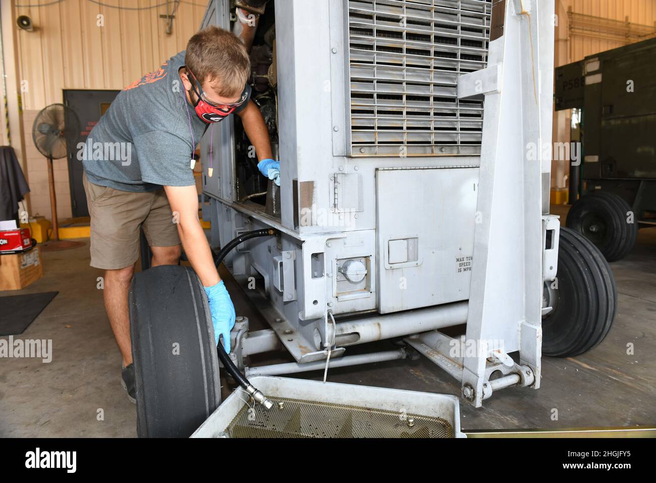 402nd Aircraft Maintenance Group High Resolution Stock Photography and ...