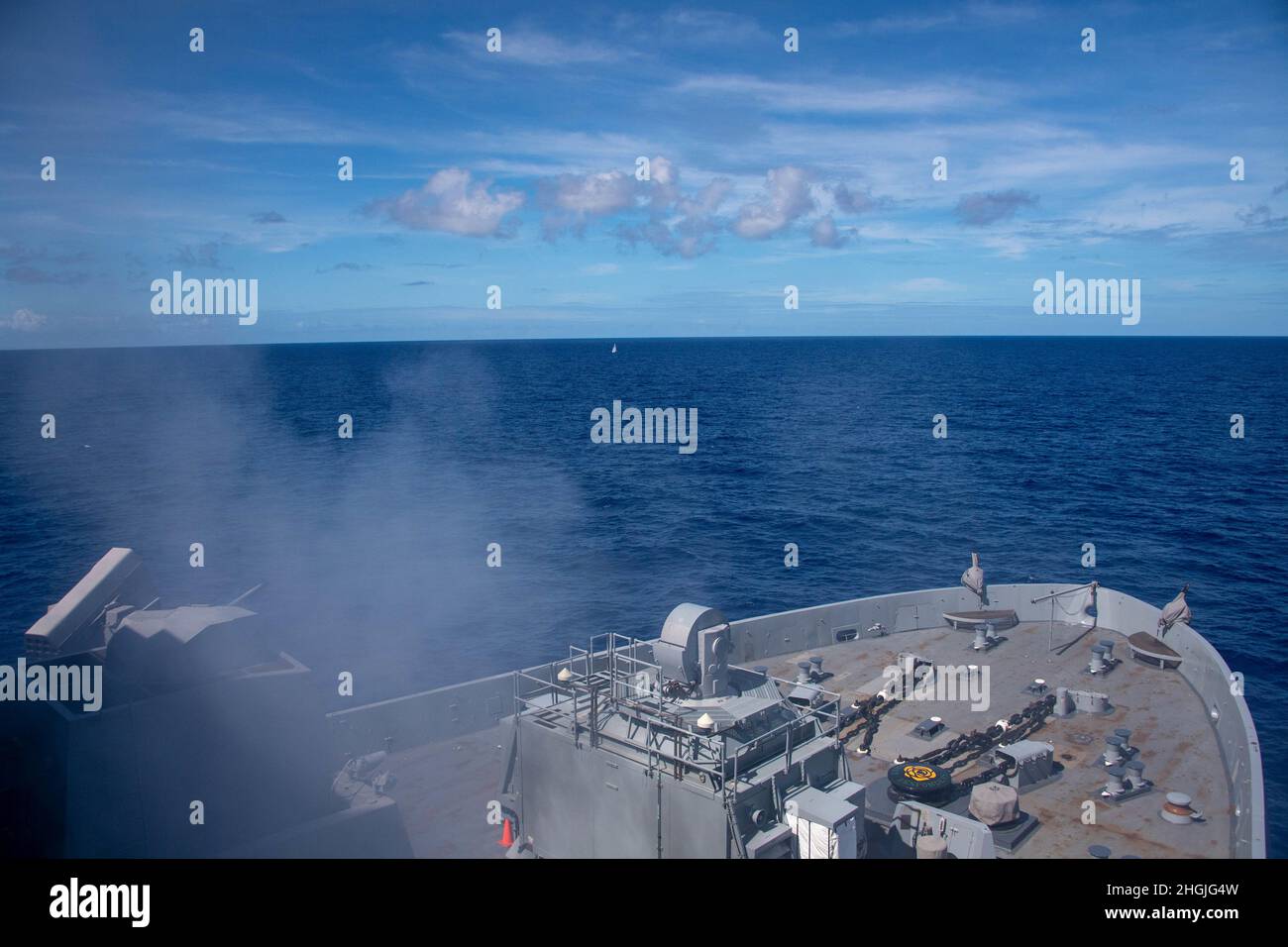 46 gun hi-res stock photography and images - Alamy