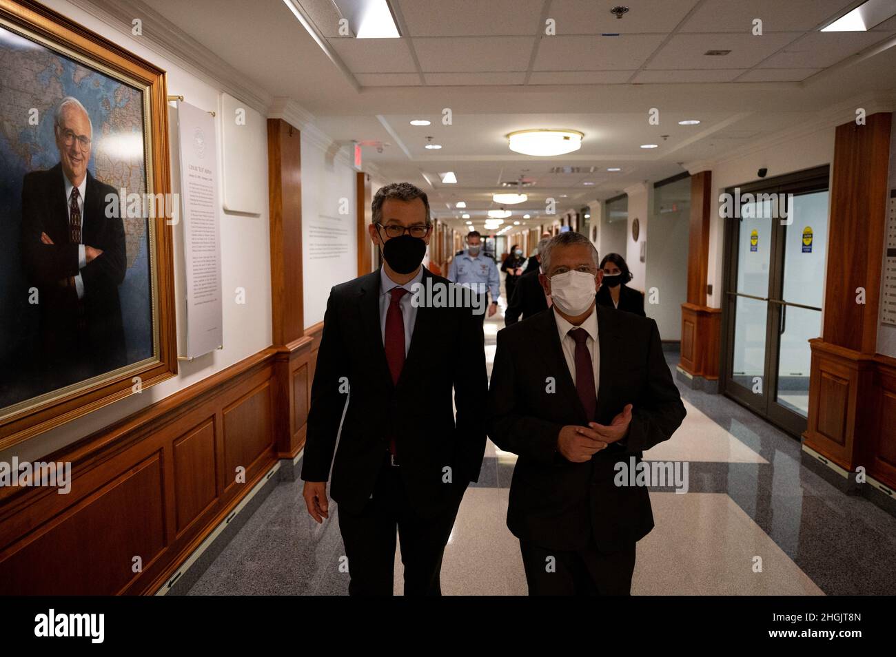 Dr colin h kahl hi-res stock photography and images - Alamy