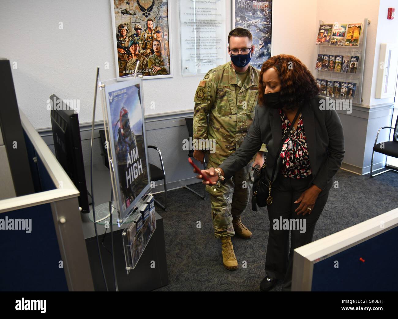 Recruiting posters hi-res stock photography and images - Alamy