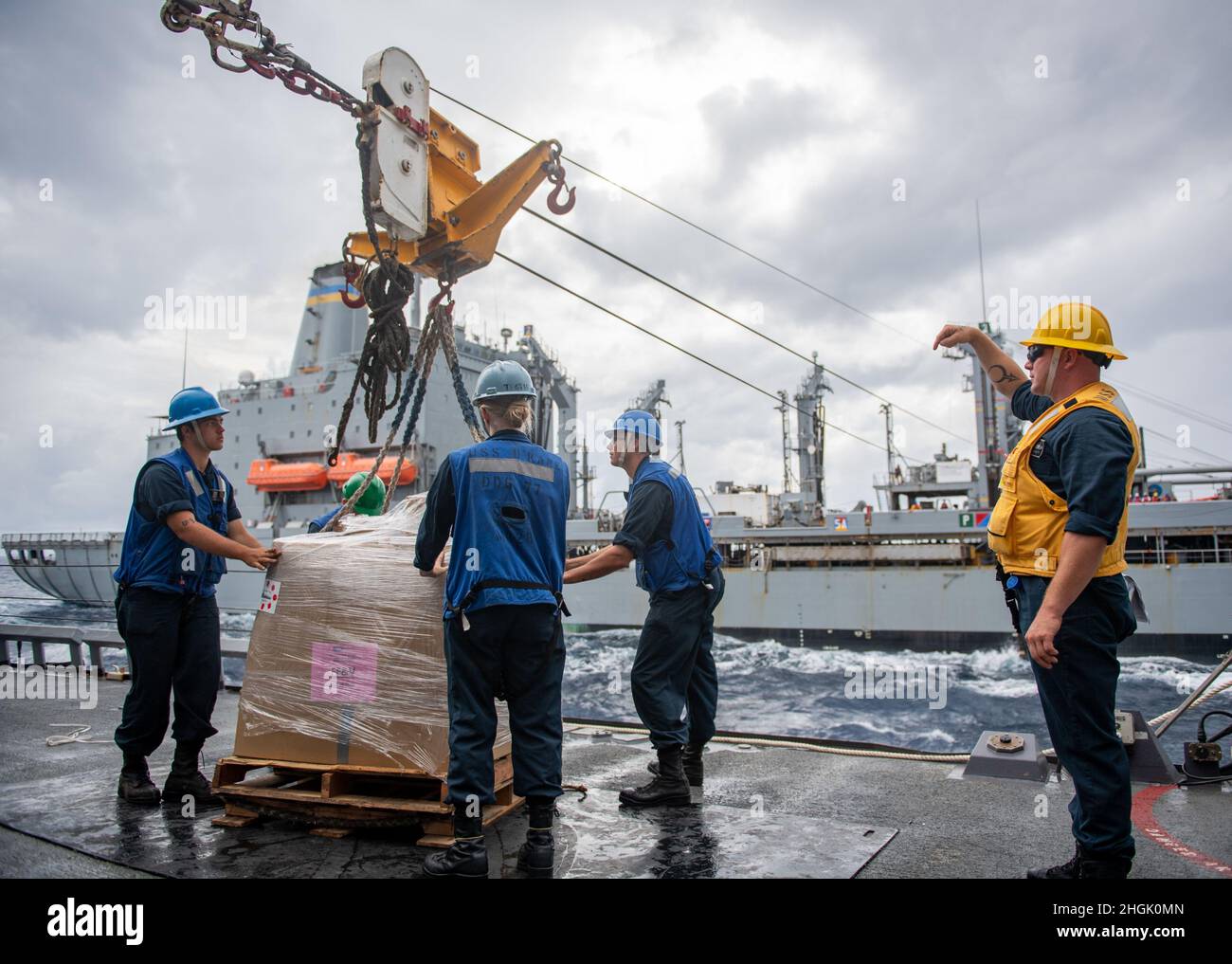 210826-N-MR124-1195 SOUTH CHINA SEA (Aug. 26, 2021) Sailors aboard ...