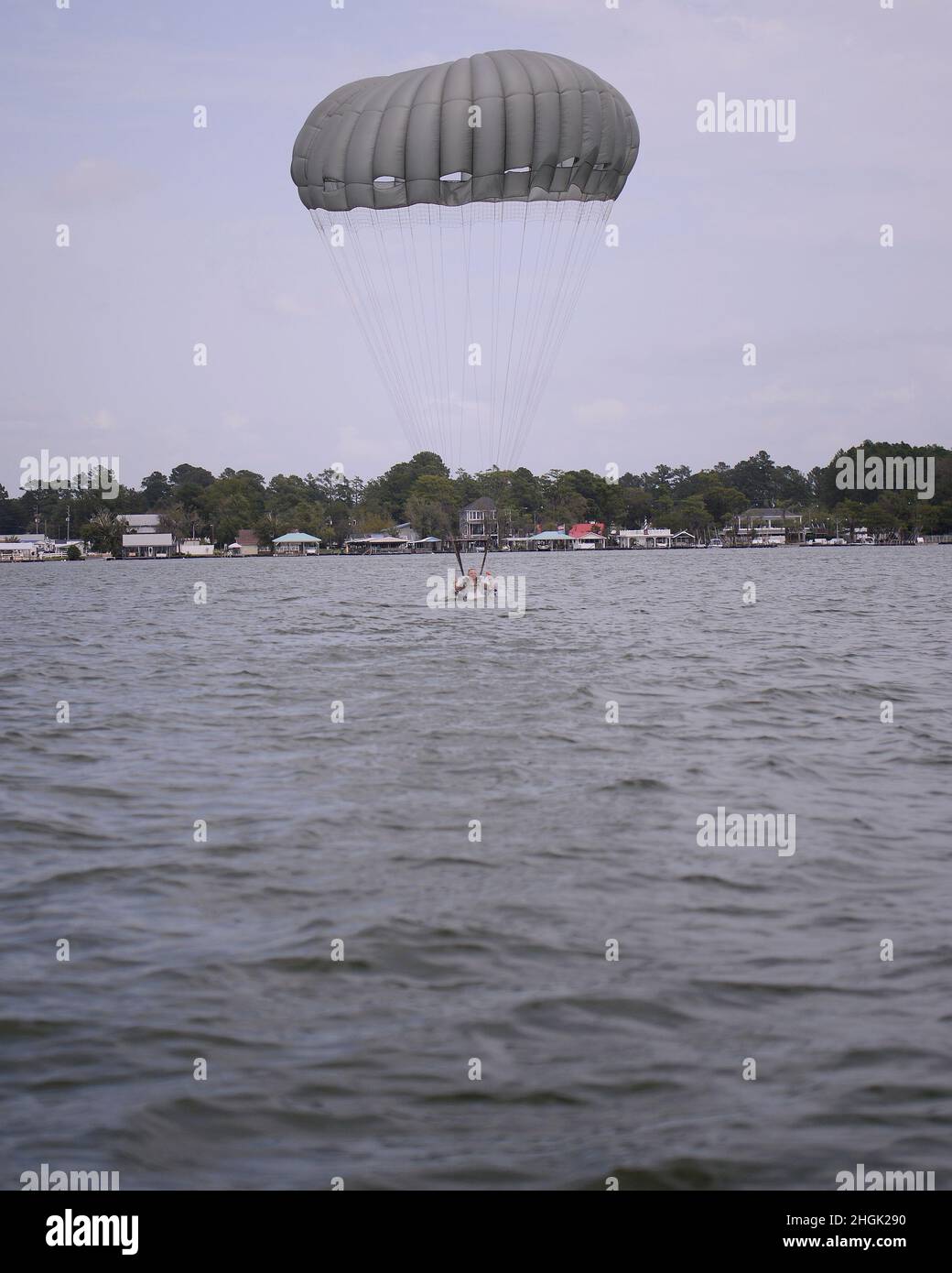 A Soldier from the U.S. Army John F. Kennedy Special Warfare Center and ...