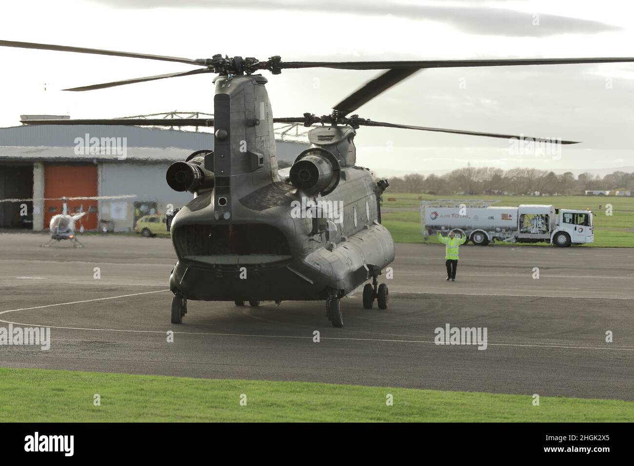 Chinook low level training hi-res stock photography and images - Alamy