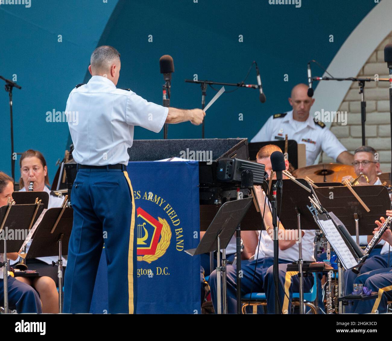 U.S. Army Col. Jim R. Keene conducts the U.S. Army Field Band during a ...