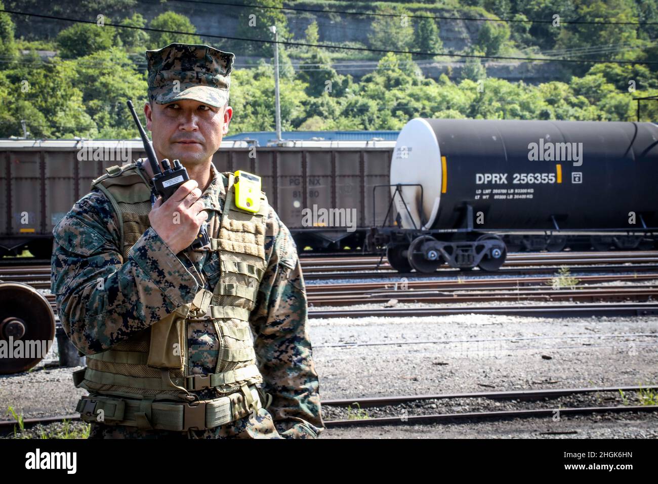 Belle, West Virginia (August 28, 2021) – U.S. Marine Gunnery Sgt. Lee ...