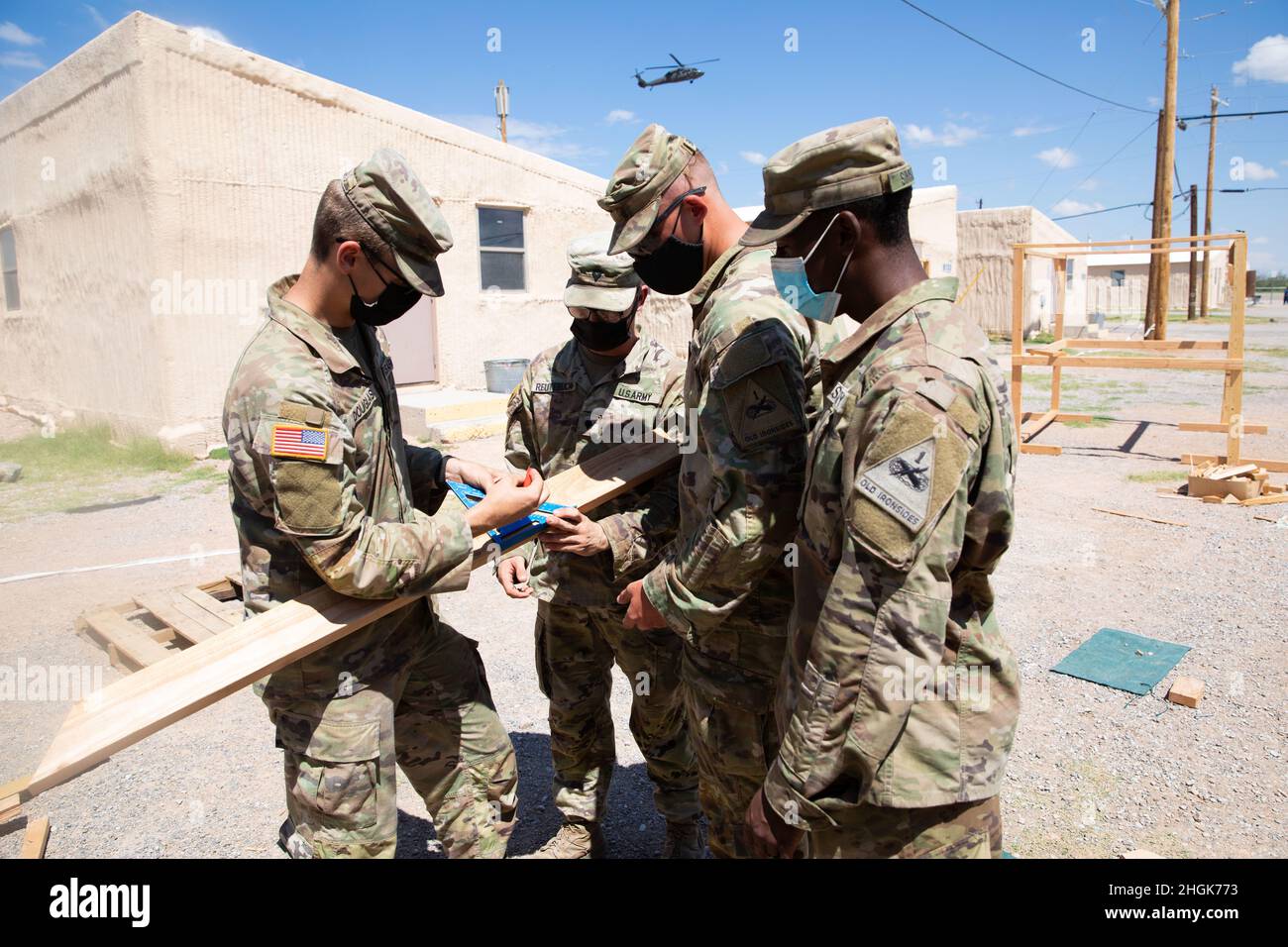 Soldiers assigned to the 40th Brigade Engineer Battalion, 2nd Armored ...