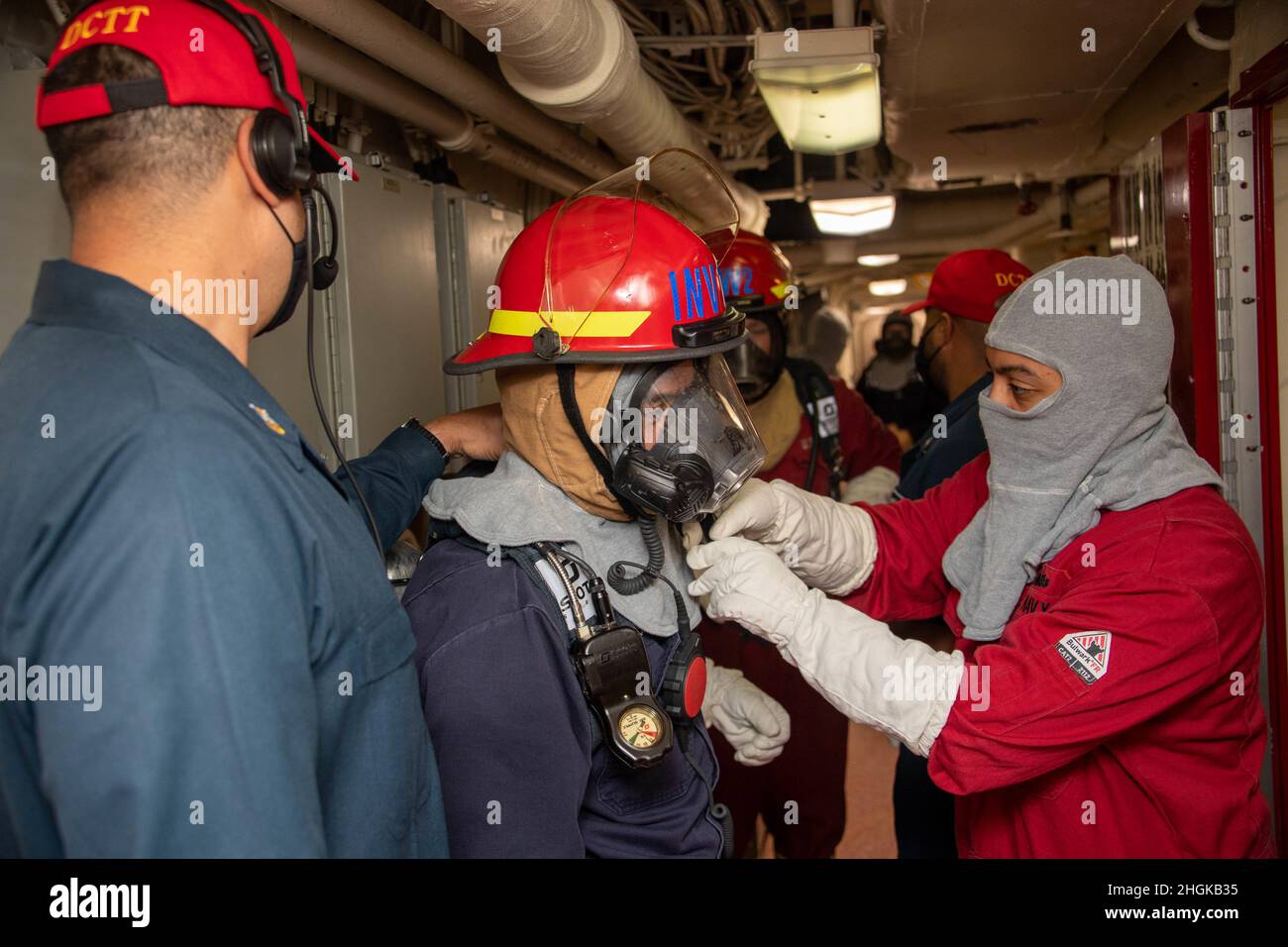 PACIFIC OCEAN (August 31, 2021) — Sailors don Personal Protective ...