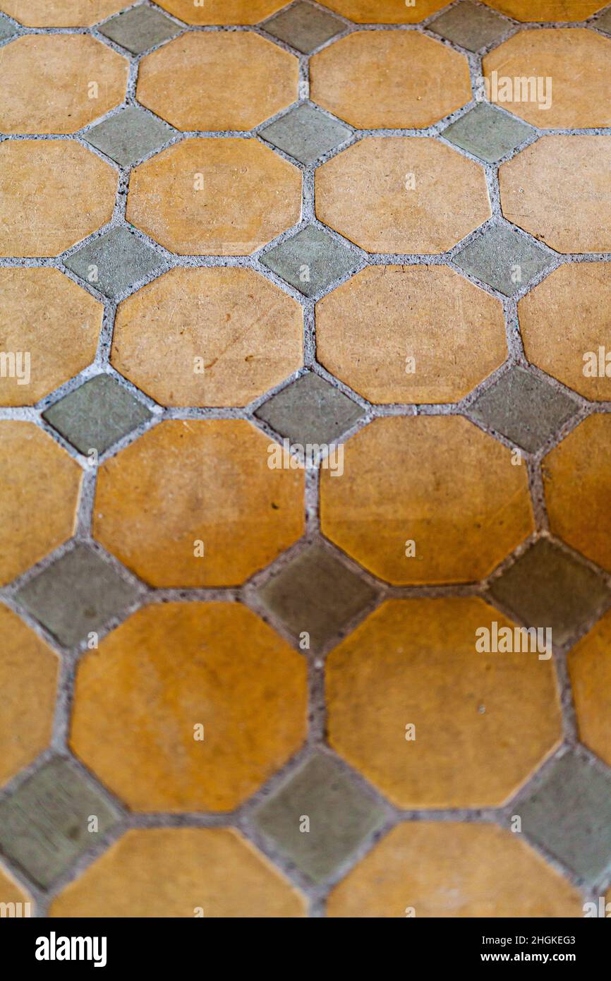 Antique Stone Tile Floor Pattern Stock Photo - Alamy