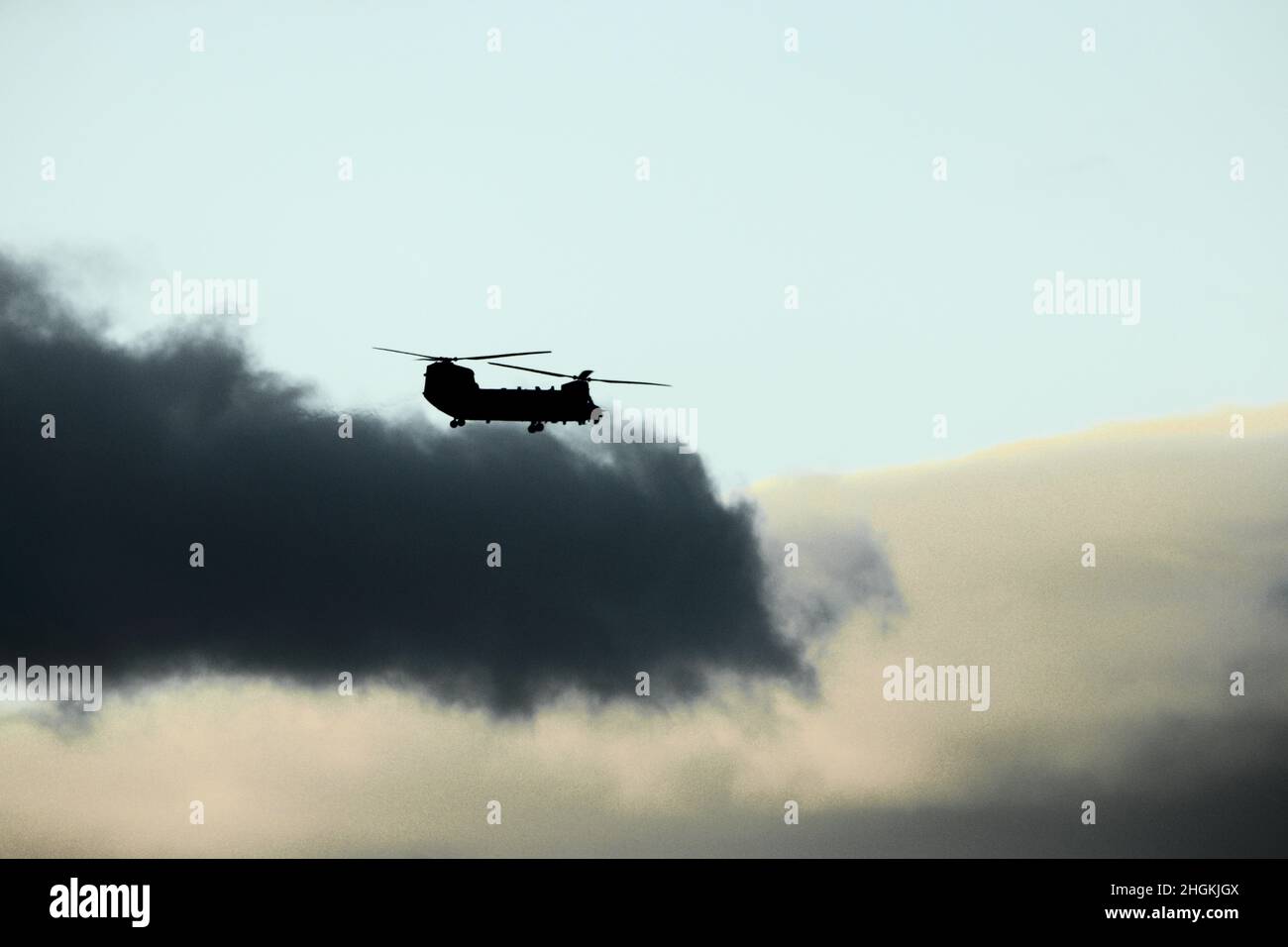 Ch47 chinook service hi-res stock photography and images - Alamy