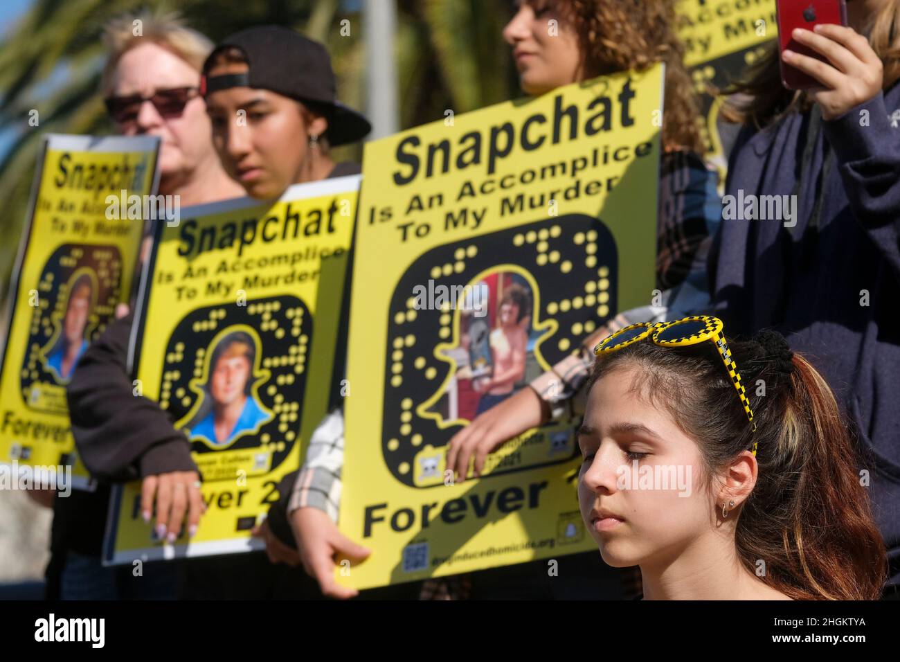 Use the ringo app hi-res stock photography and images - Alamy