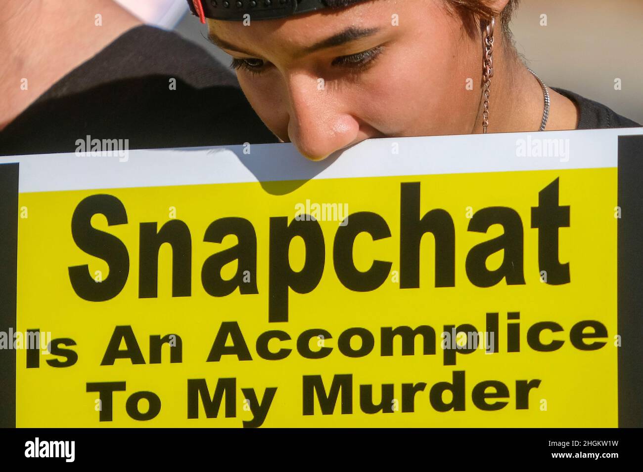 Use the ringo app hi-res stock photography and images - Alamy