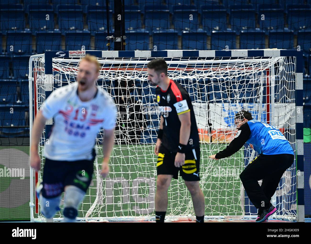 R rebmann hi-res stock photography and images - Alamy