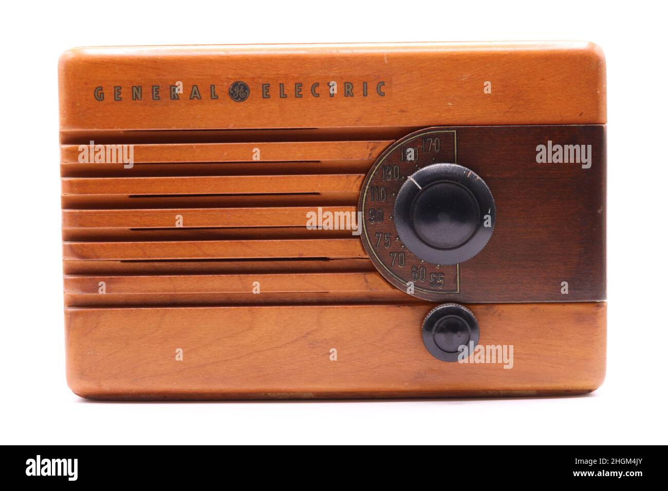 isolated vintage general electric radio Stock Photo - Alamy