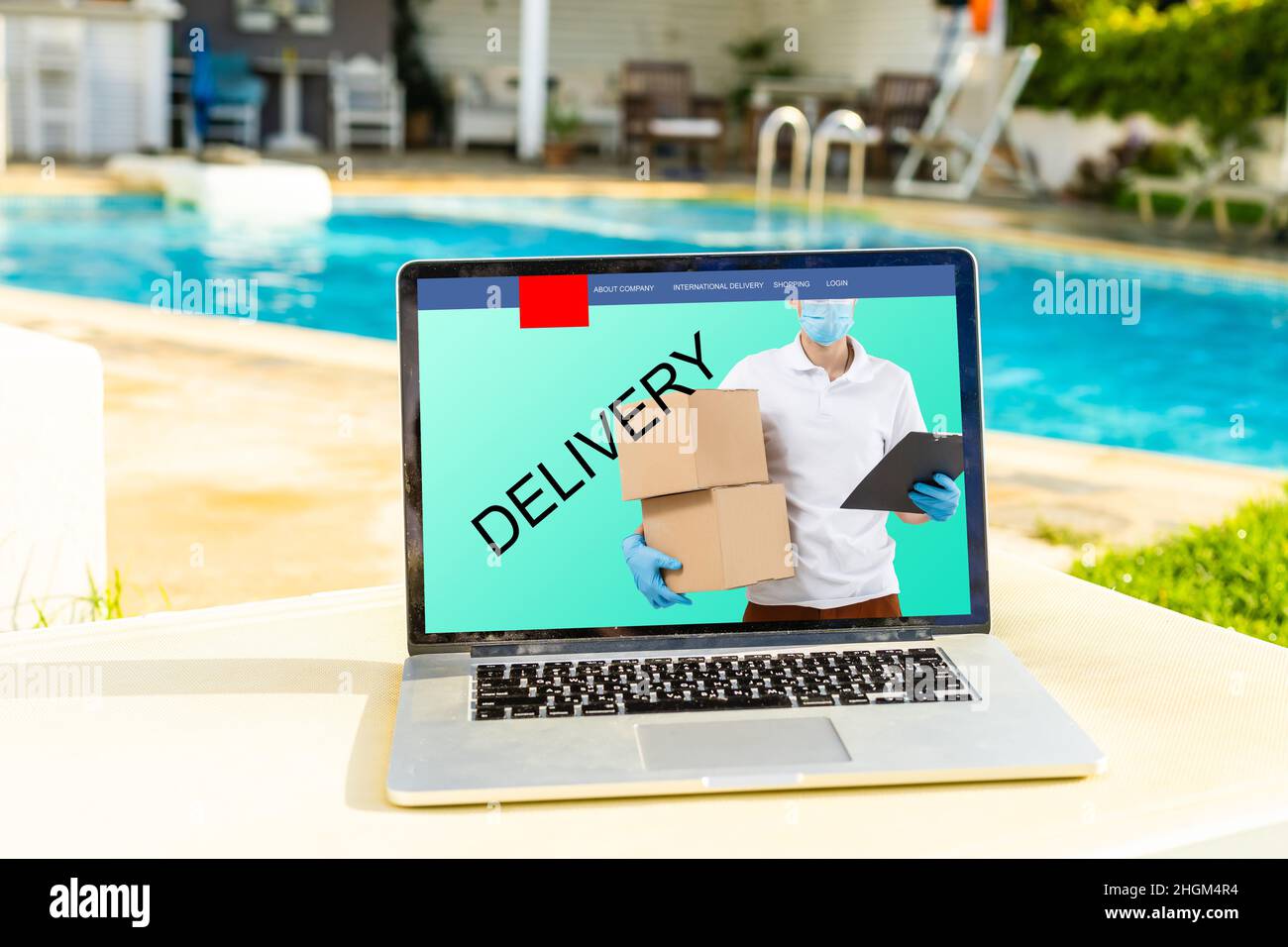 Laptop screen displaying a delivery tracking concept Stock Photo - Alamy