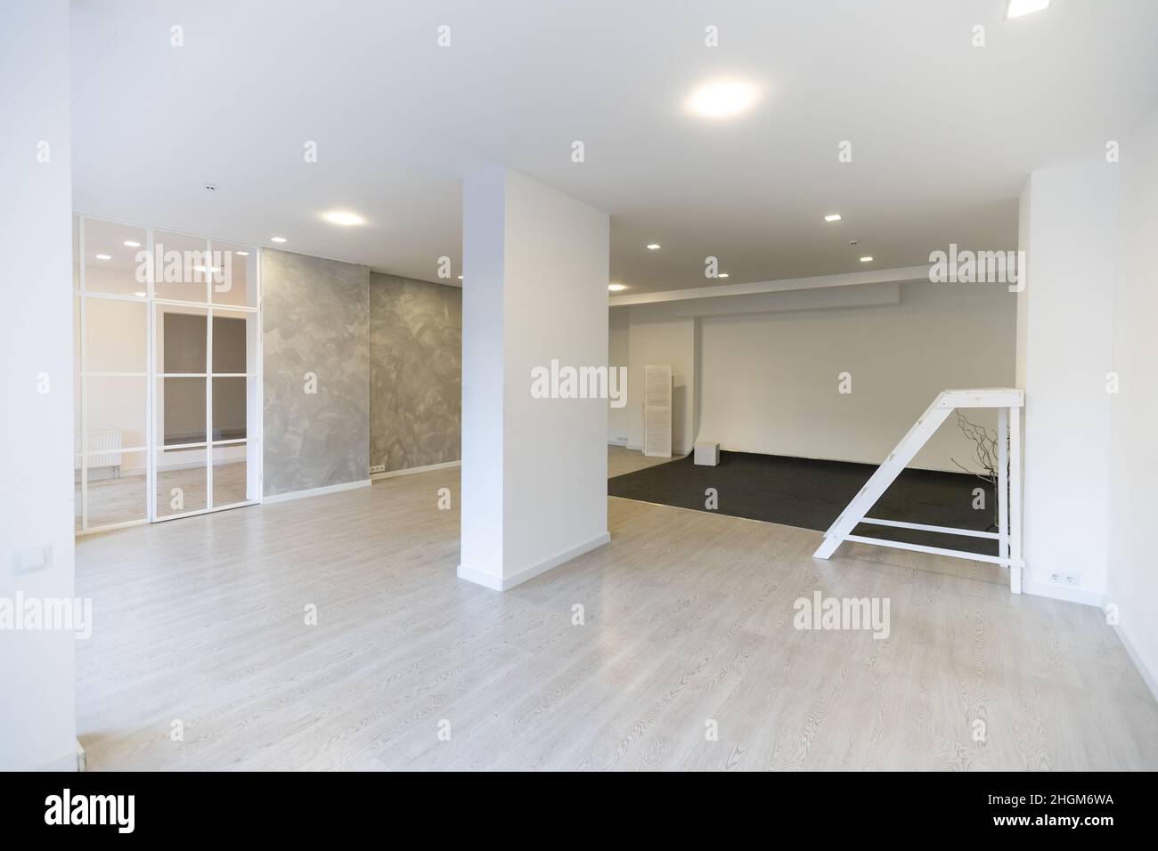 Bright empty office interior, white large office space Stock Photo - Alamy