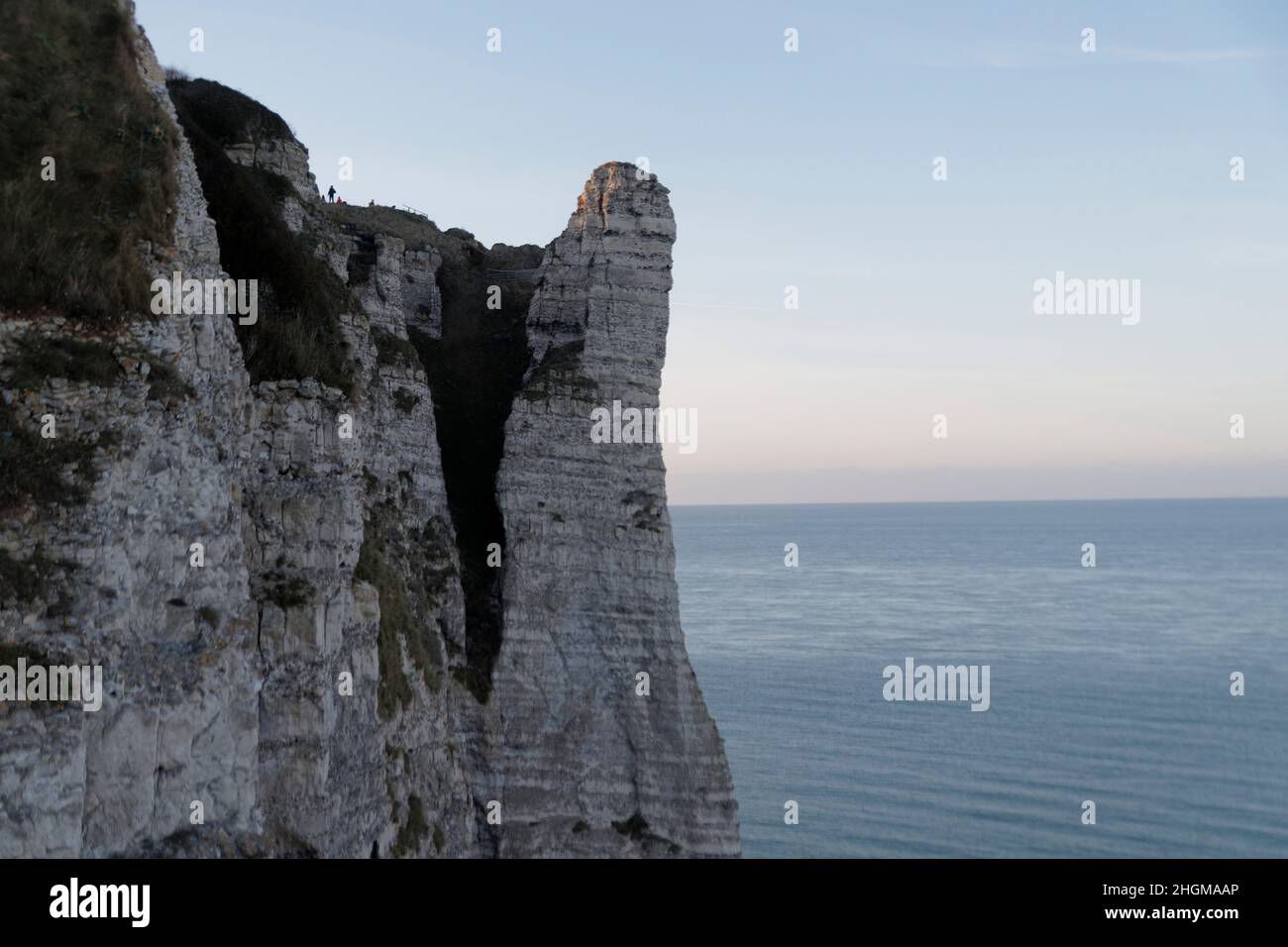 Etretat, France. 21 Dec, 2021.Etretat, the city and its limestone ...