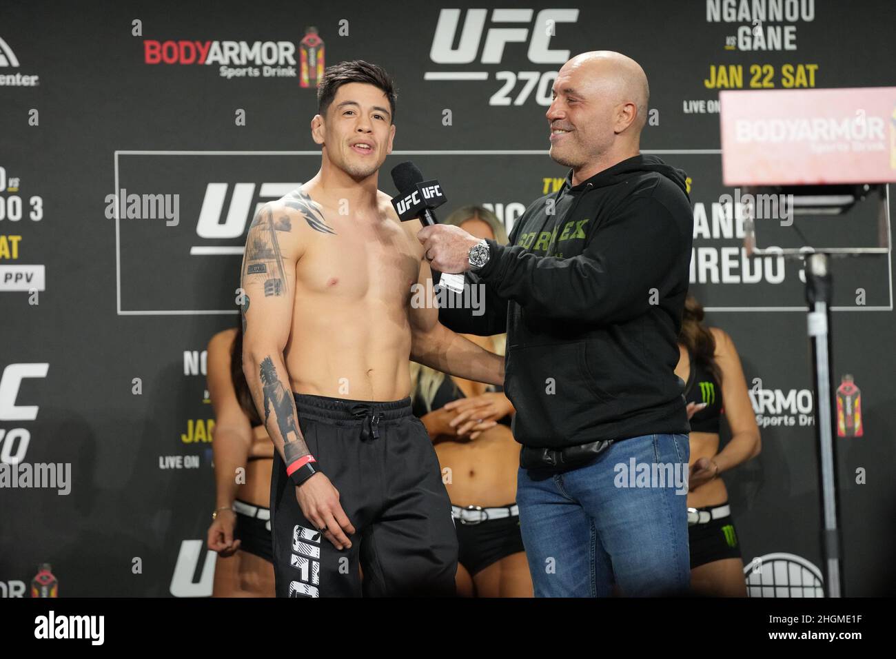 Joe rogan 2022 hi-res stock photography and images - Alamy