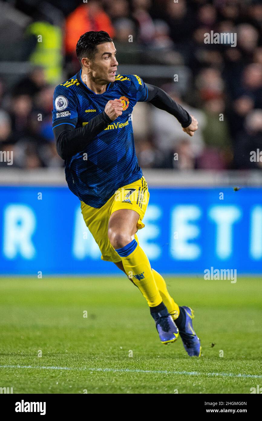 Cristiano ronaldo manchester united sad hi-res stock photography and ...