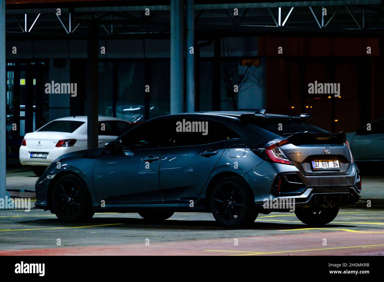 Honda Civic FC5 Hatchback Stock Photo - Alamy