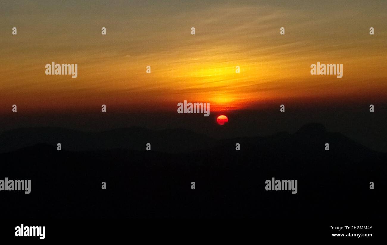 lake with square Stock Photo - Alamy