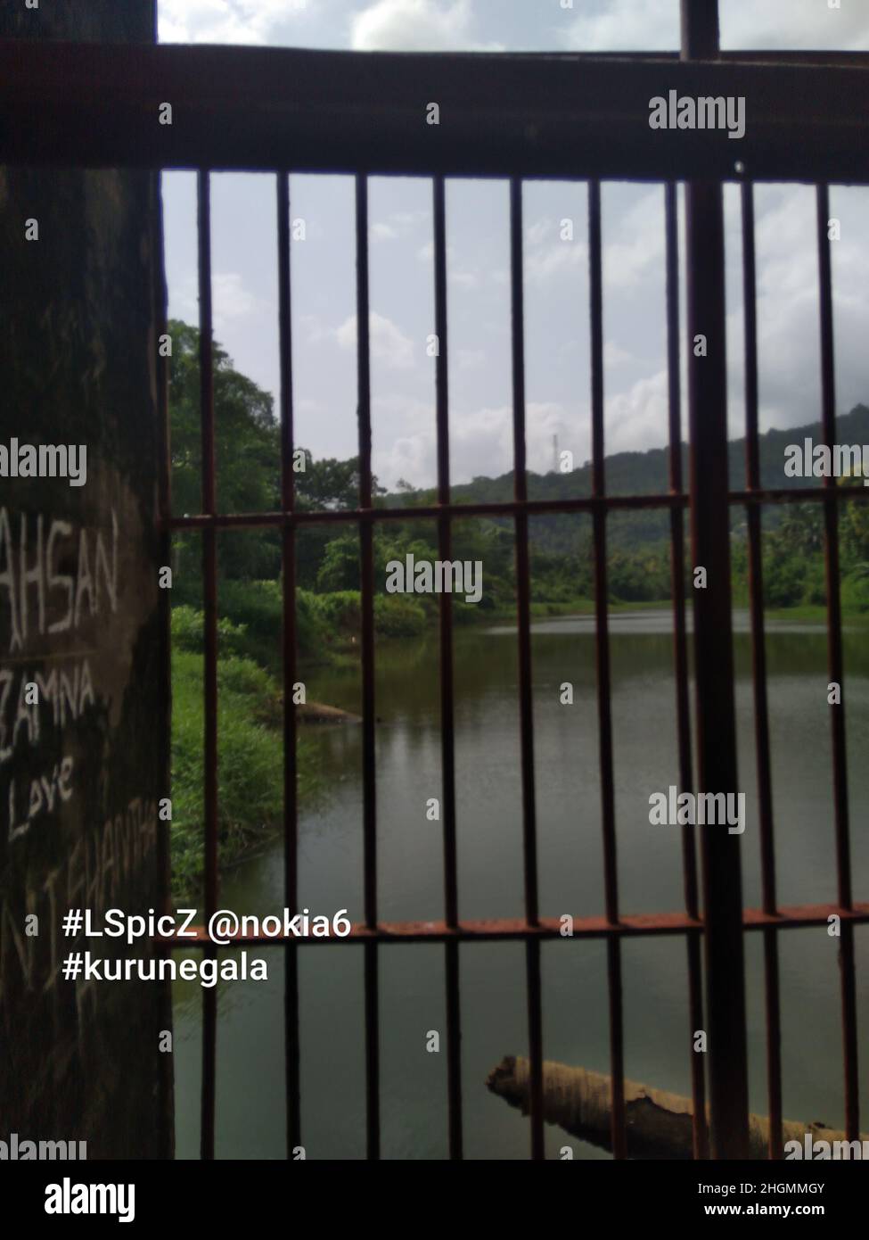 Ancient cage hi-res stock photography and images - Alamy