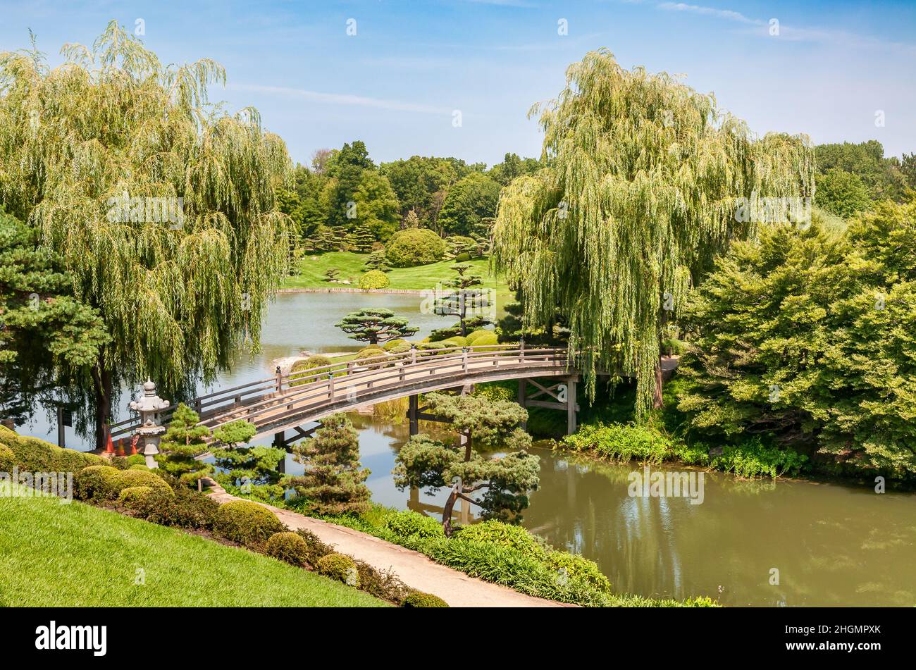 Japanese Island Bridge in Chicago Botanic Garden, Glencoe, USA Stock ...